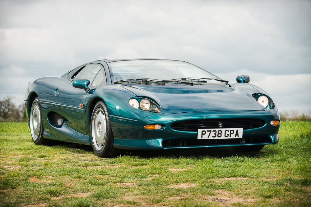 Jaguar XJ220: zero to hero in 25 years | The Car Spy